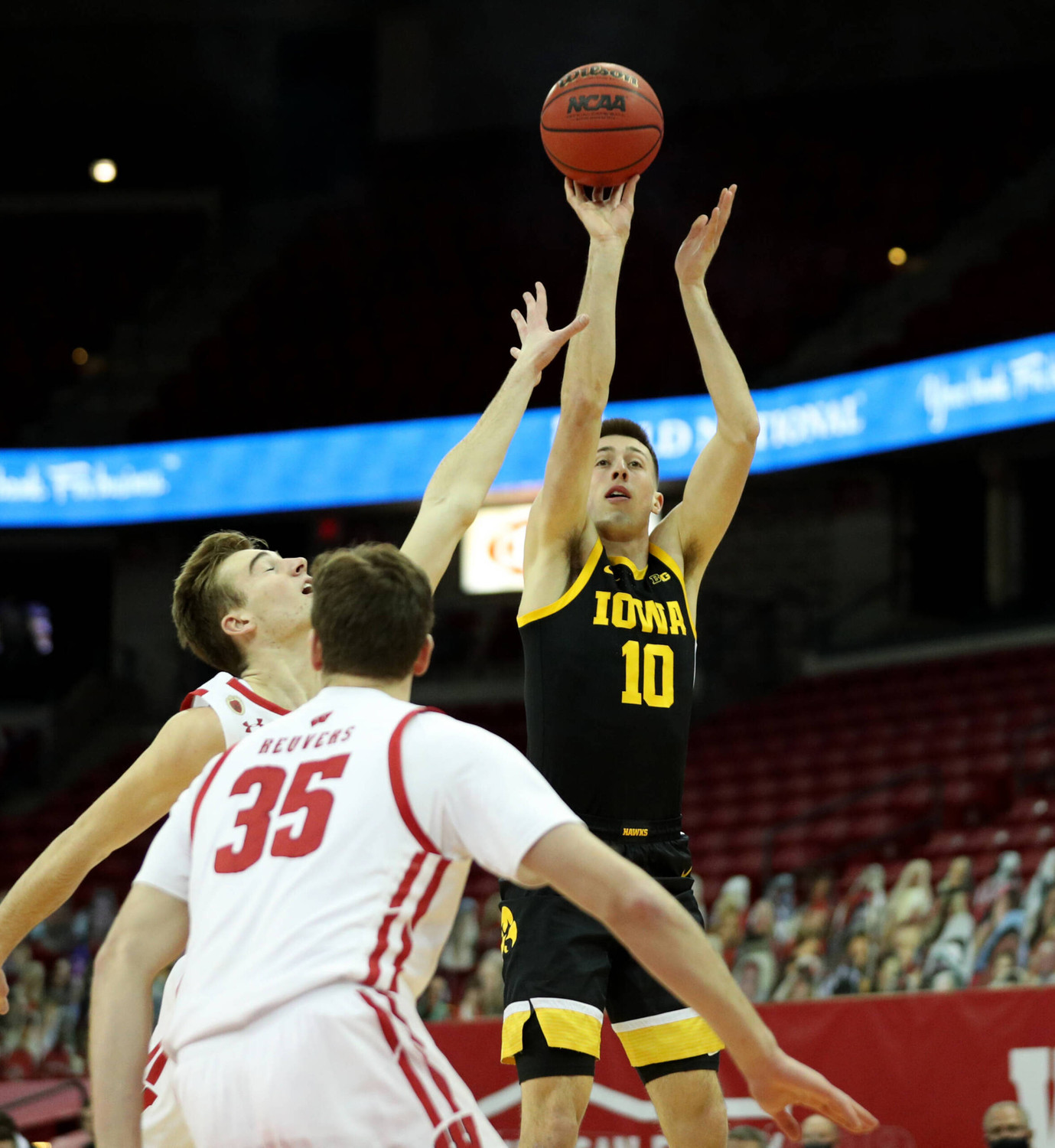 Photos: Iowa Men’s Basketball at Wisconsin 02/18/2021 – University of ...