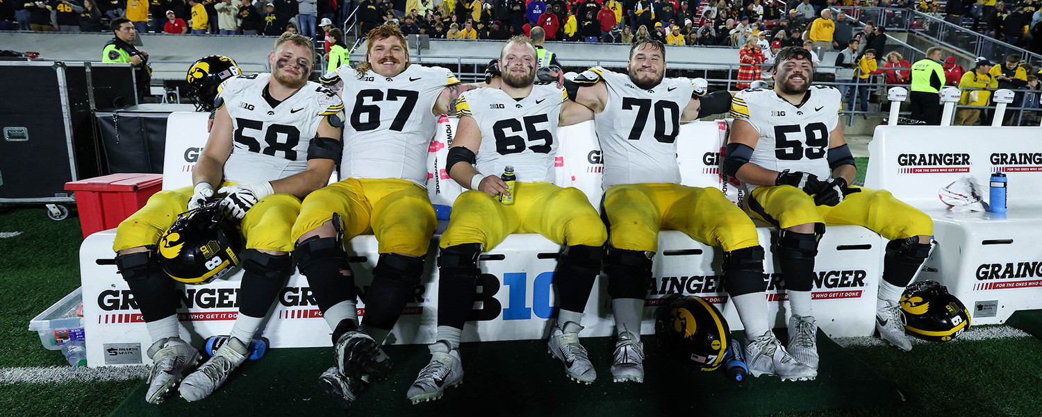 O-Line Recognized As Joe Moore Semifinalist - Iowa Hawkeyes Athletics ...