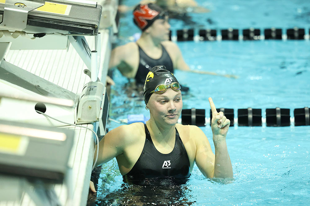 Photos: Iowa Swimming and Diving – Hawkeye Invitational – Day 3 ...