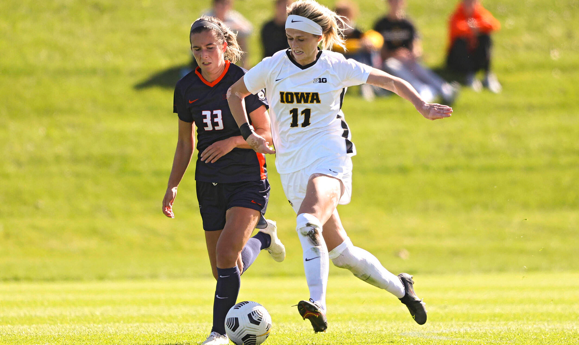 Hawkeyes Tie Badgers to Close Regular Season - Iowa Hawkeyes Athletics ...