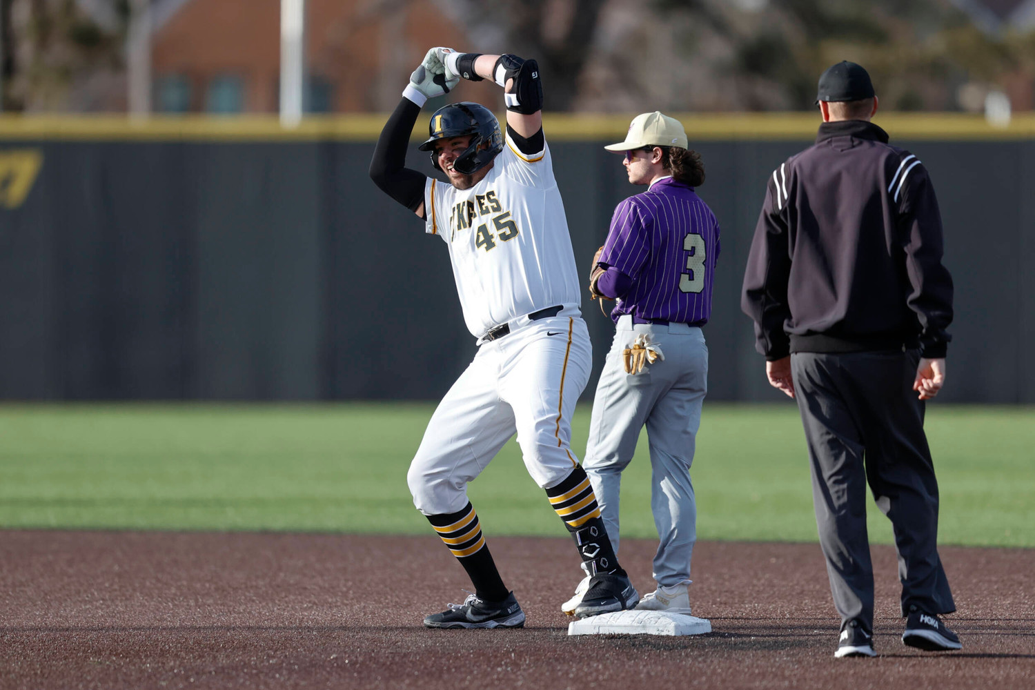 Photos: Iowa Baseball vs Loras College 02/20/2024 – University of Iowa ...