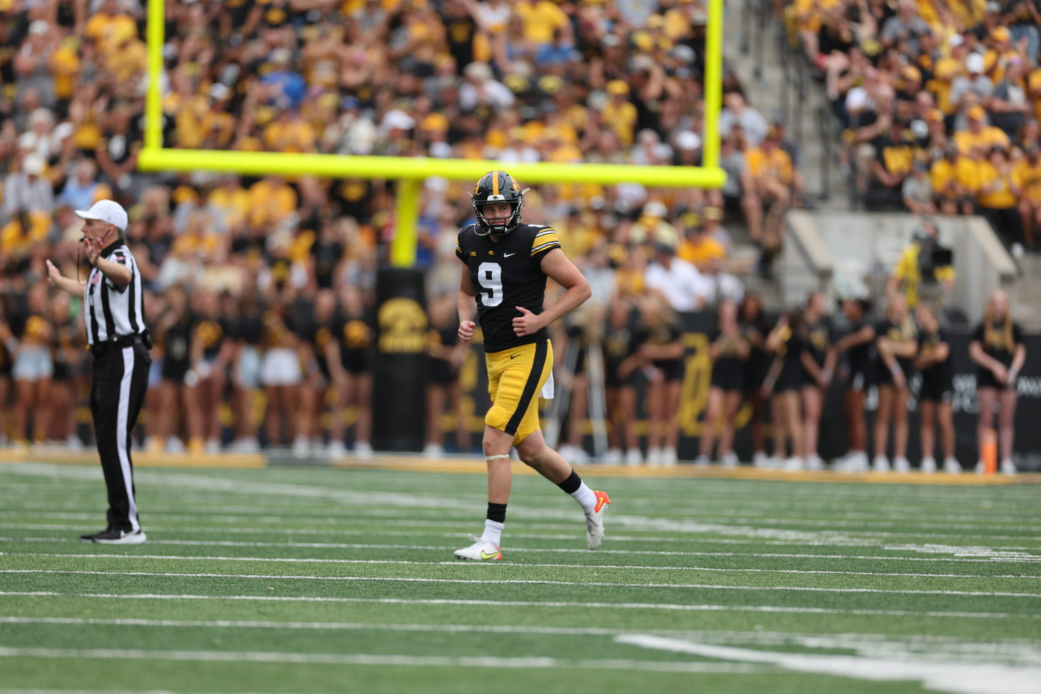 Hawkeyes Stump SDSU in Season Opener – University of Iowa Athletics