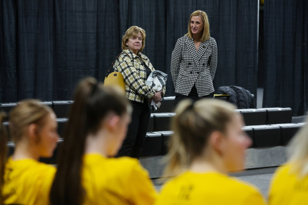 Beth Goetz – University of Iowa Athletics