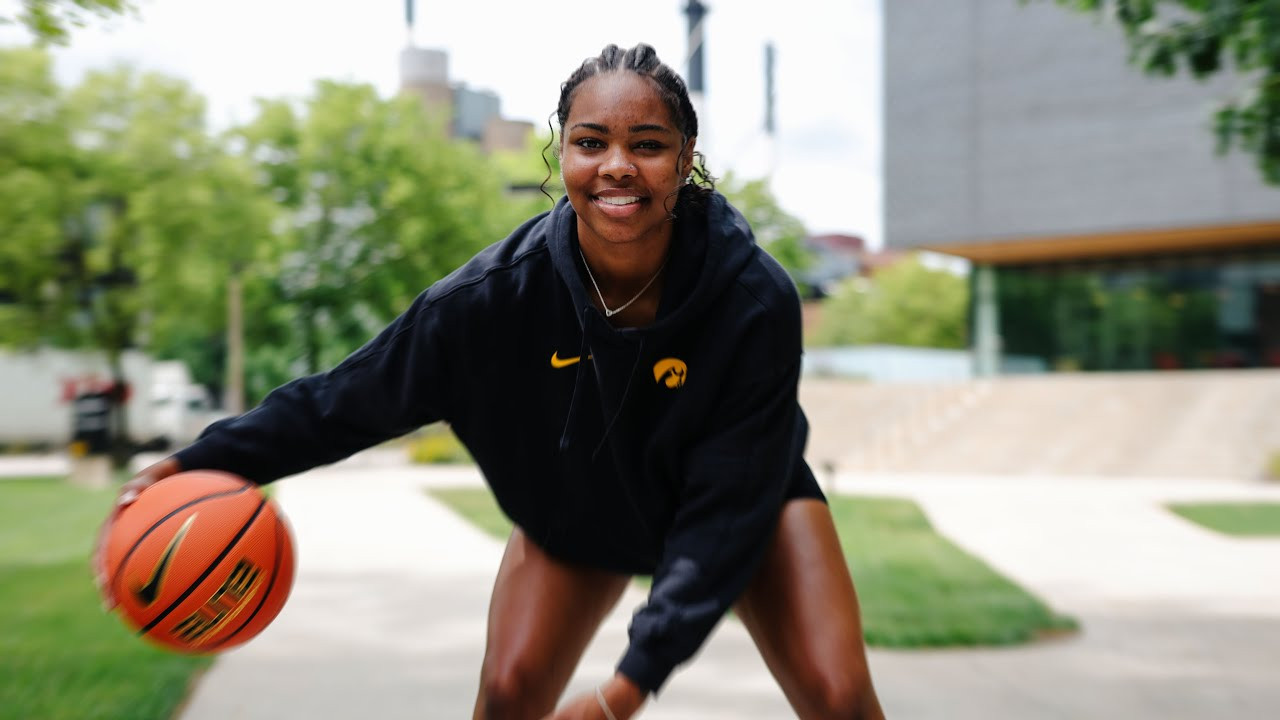 Iowa Women's Basketball - Get to Know Journey Houston - Iowa Hawkeyes ...