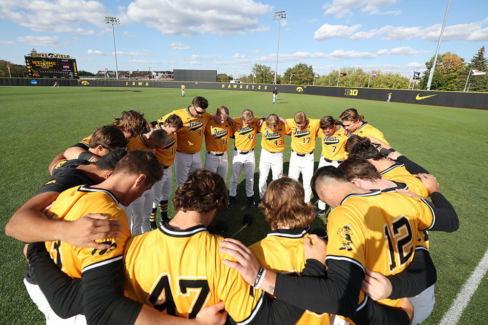 Hawkeyes To Play Three-Game Series At Principal Park – University of ...