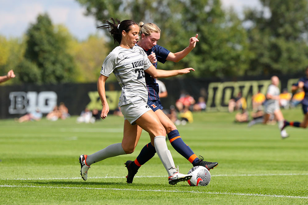 Photos: Iowa Soccer vs Illinois – University of Iowa Athletics