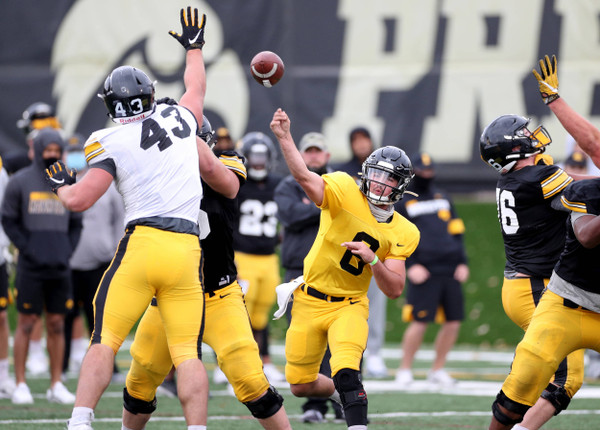10/12/2020 Hawkeye Football Practice – University of Iowa Athletics