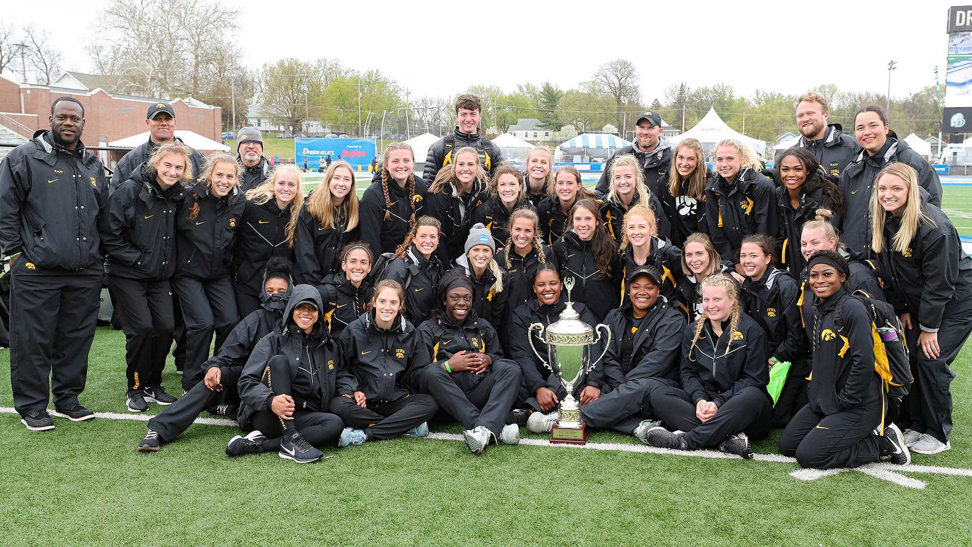Hawkeyes Win Drake Relays Hy-Vee Cup - Iowa Hawkeyes Athletics ...