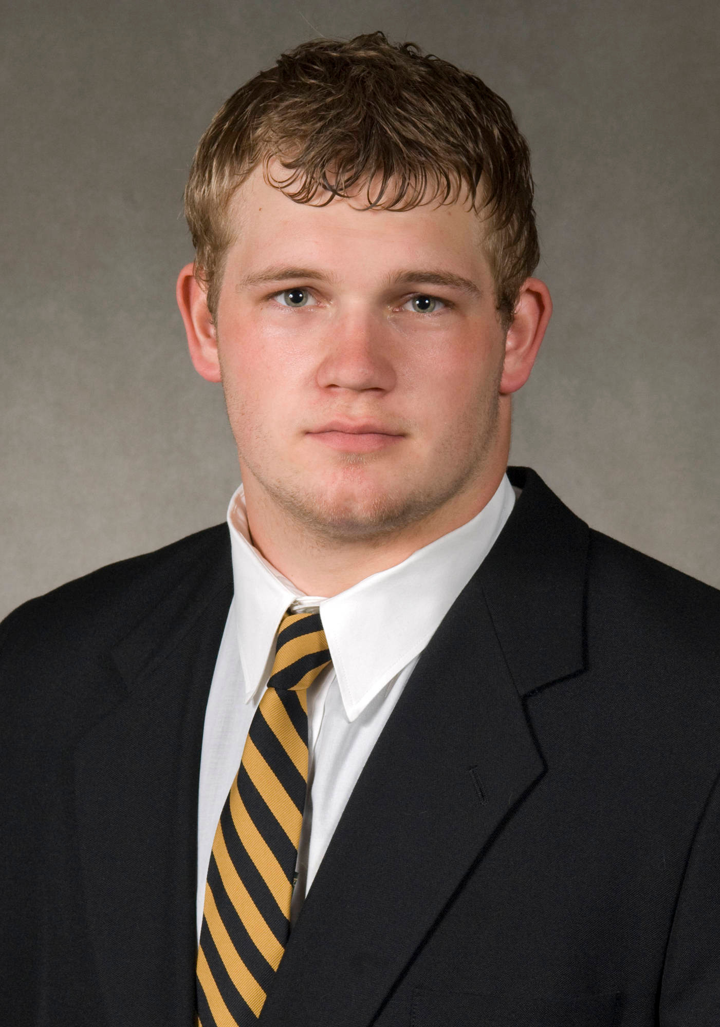 Cody Hundertmark - Football 2009-10 - Iowa Hawkeyes Athletics ...