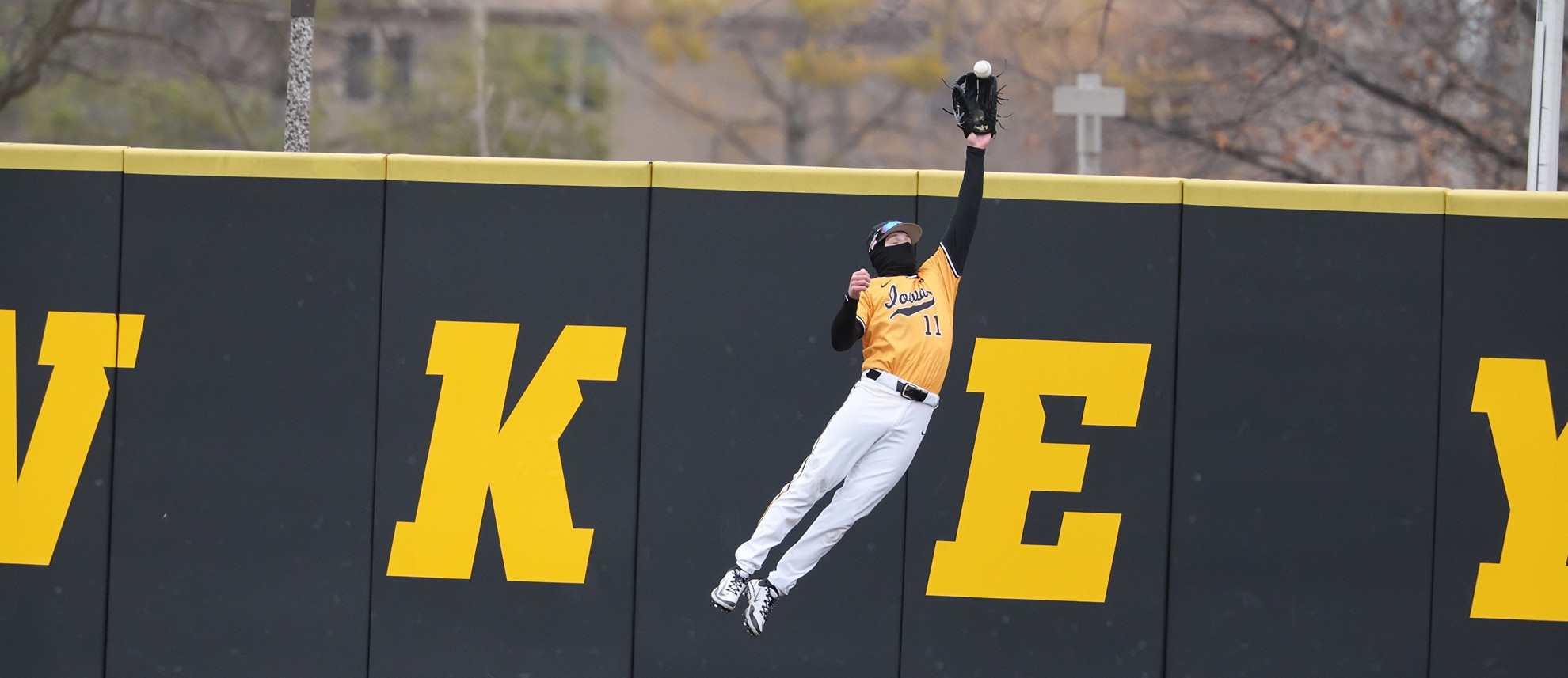 Hawkeyes Take Series Over Spartans - Iowa Hawkeyes Athletics - Official ...