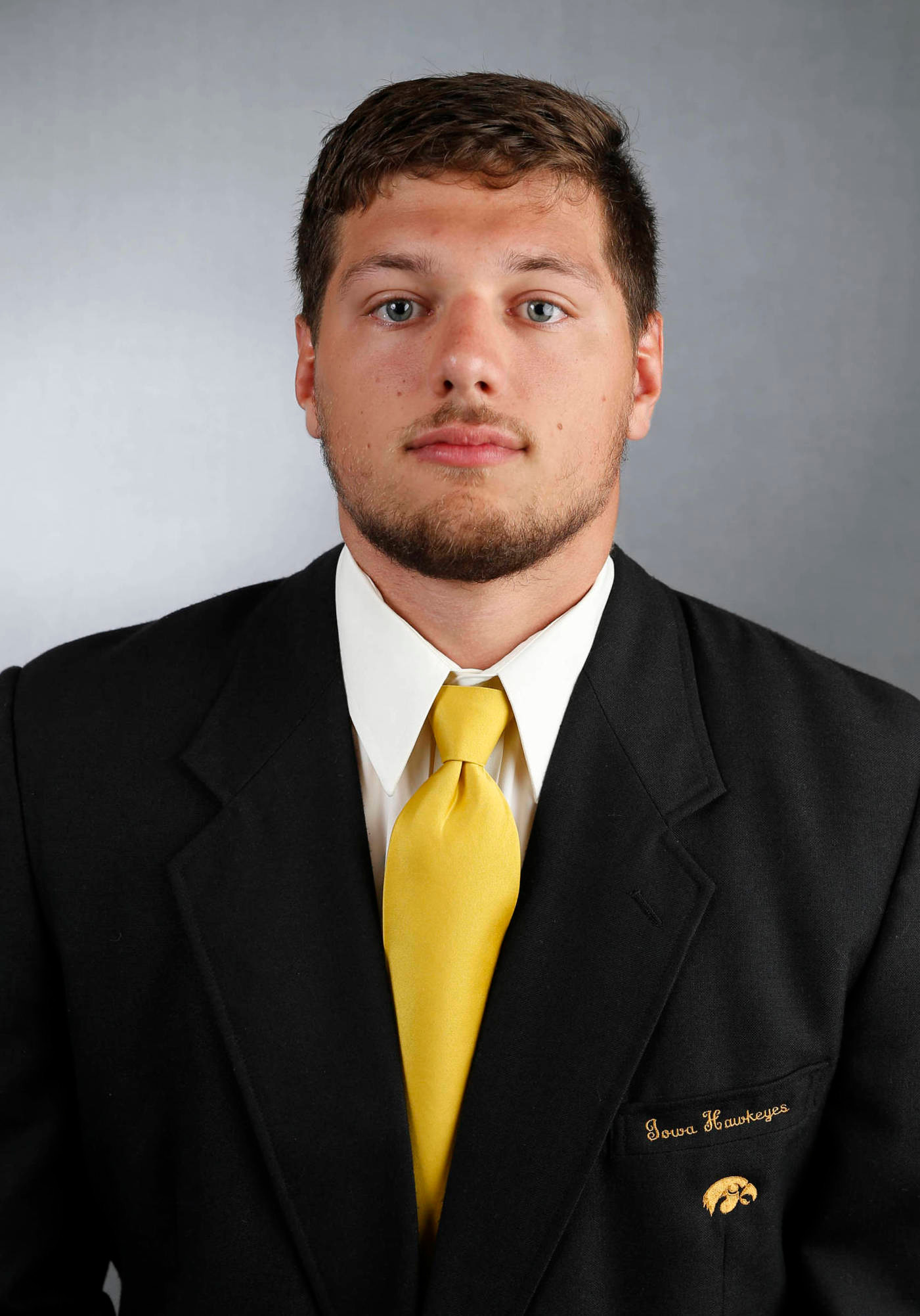 Lane Akre - Football 2015-16 - Iowa Hawkeyes Athletics - Official ...