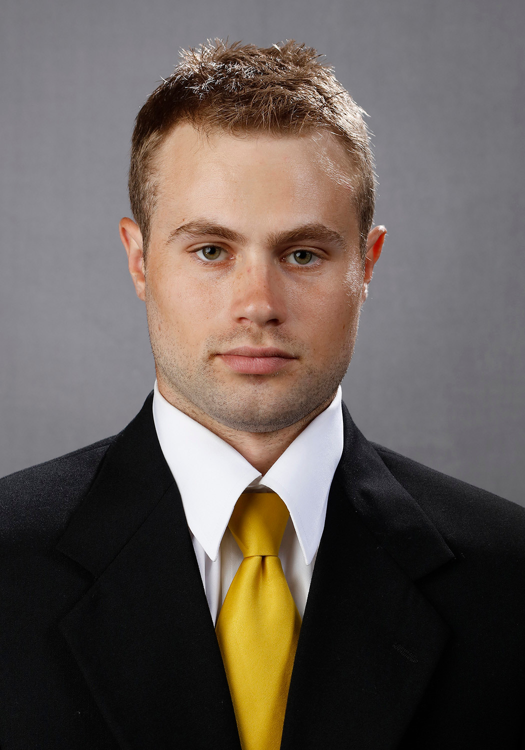 Drake Robison - Baseball 2016-17 - Iowa Hawkeyes Athletics - Official ...