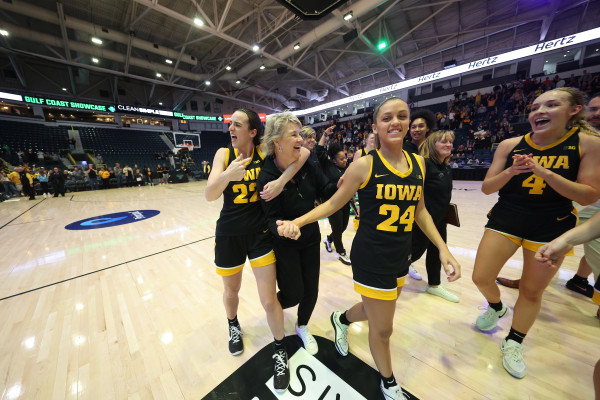 WBB Game Notes: No. 16/22 Kansas State – University of Iowa Athletics