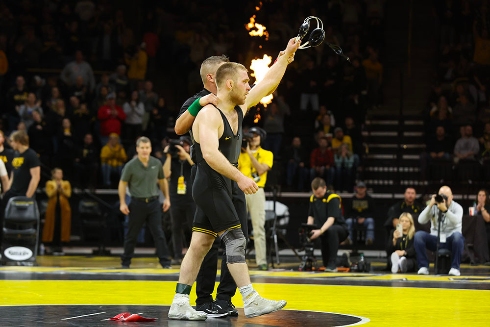 3 Hawkeyes Medal in Italy – University of Iowa Athletics