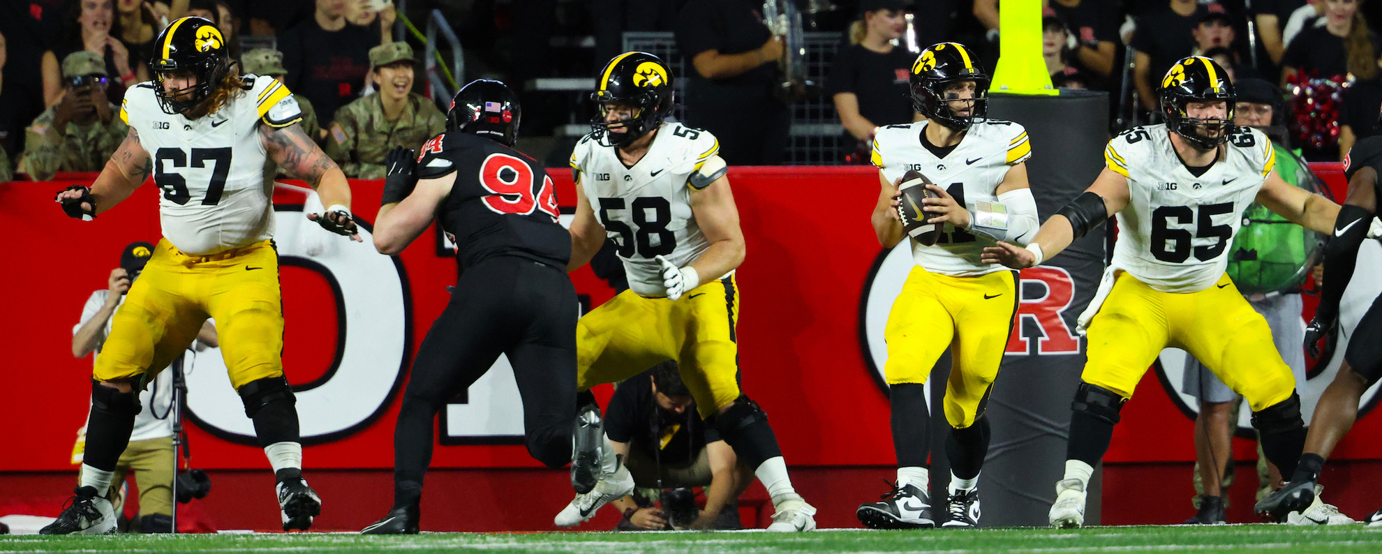 3 Hawkeyes Named to Lombardi Award Midseason List - Iowa Hawkeyes ...