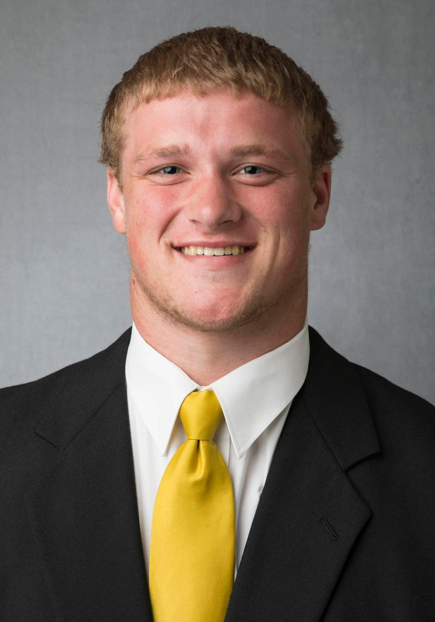 Jake Newborg - Football 2015-16 - Iowa Hawkeyes Athletics - Official ...
