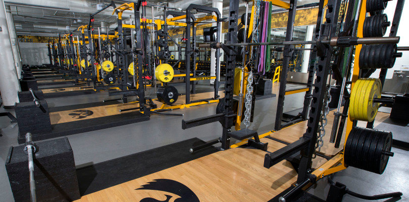 Carver-Hawkeye Arena Weight Room Facility – University of Iowa Athletics