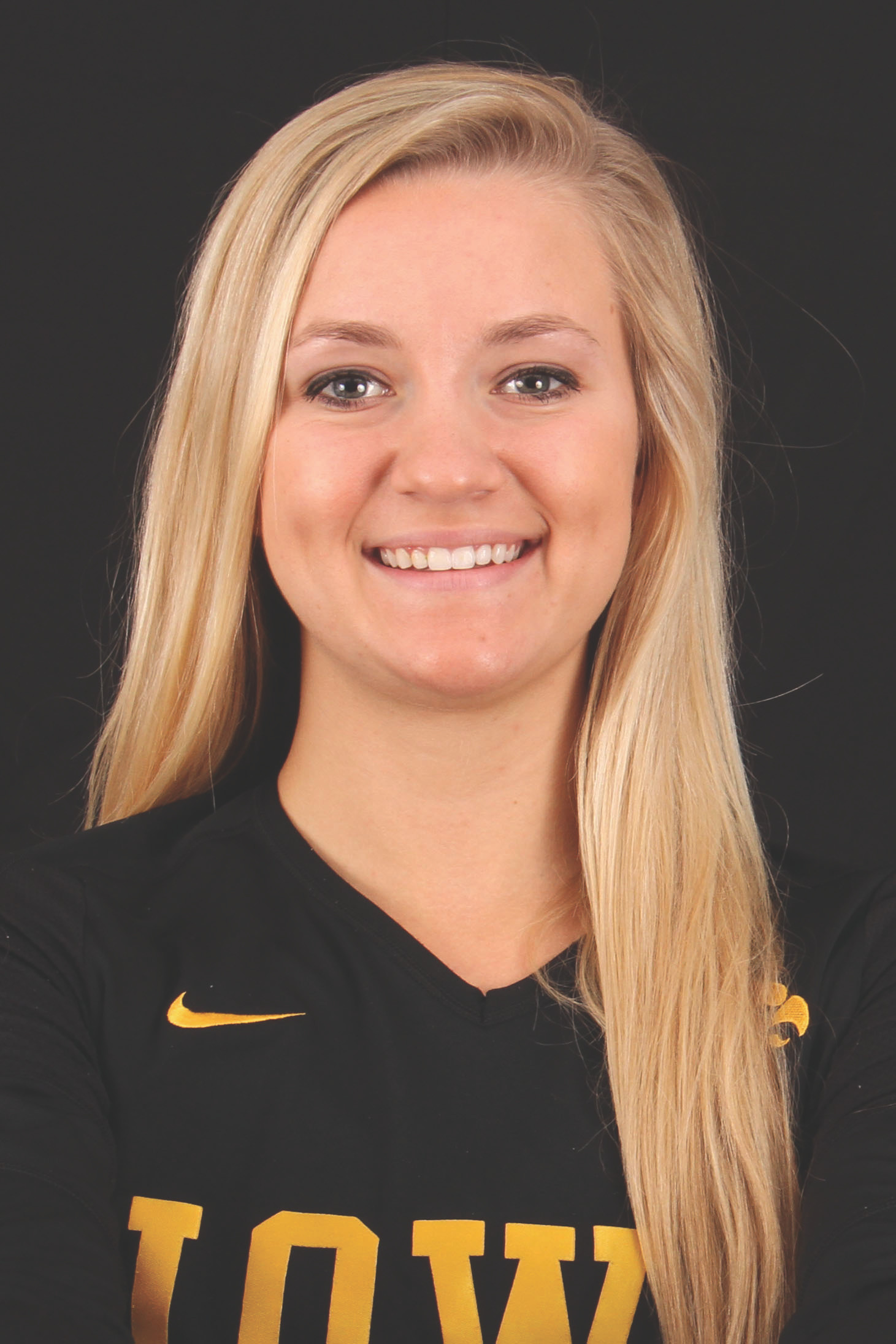 Nikki Dailey - Volleyball 2010-11 - Iowa Hawkeyes Athletics - Official ...