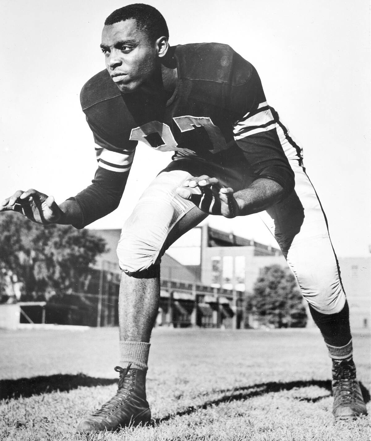 Former Hawkeye All-American Frank Gilliam Passes - Iowa Hawkeyes ...