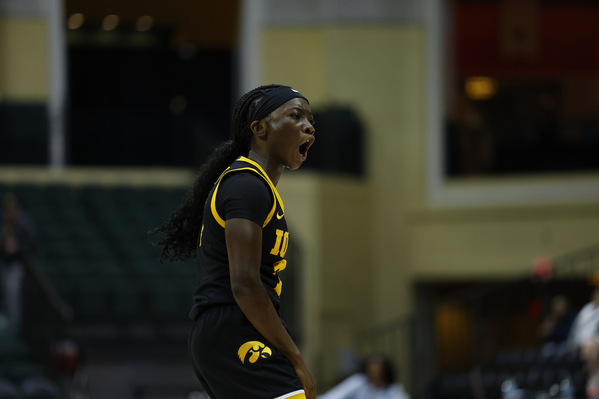 Hawkeyes Rally Past No. 7 Baylor - Iowa Hawkeyes Athletics - Official ...