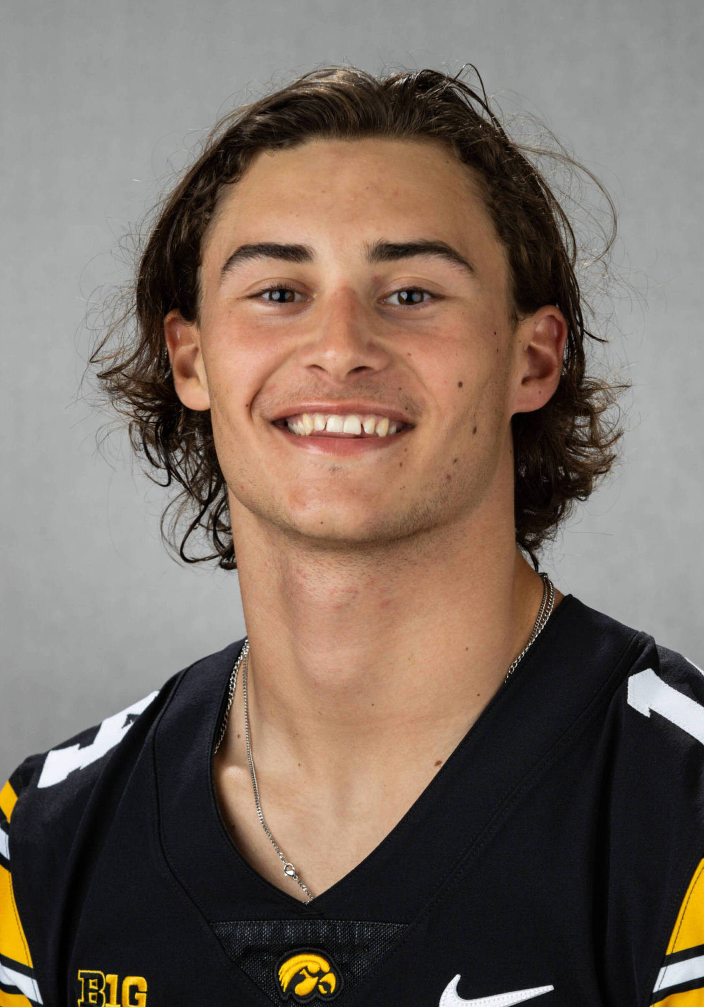 Brody Brecht - Football 2021-22 - Iowa Hawkeyes Athletics - Official ...