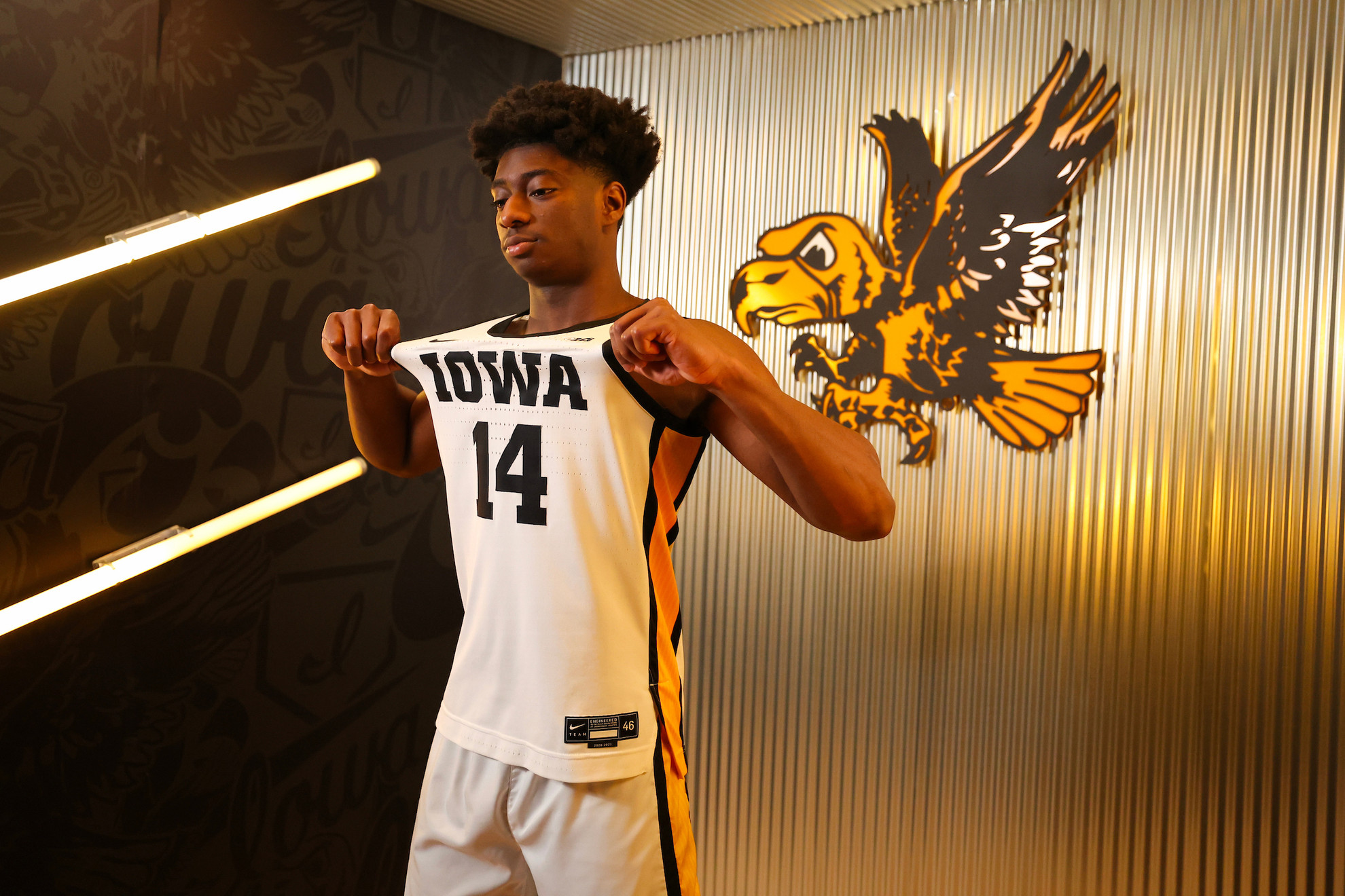 Drew Thelwell Signs With Iowa MBB - Iowa Hawkeyes Athletics - Official ...