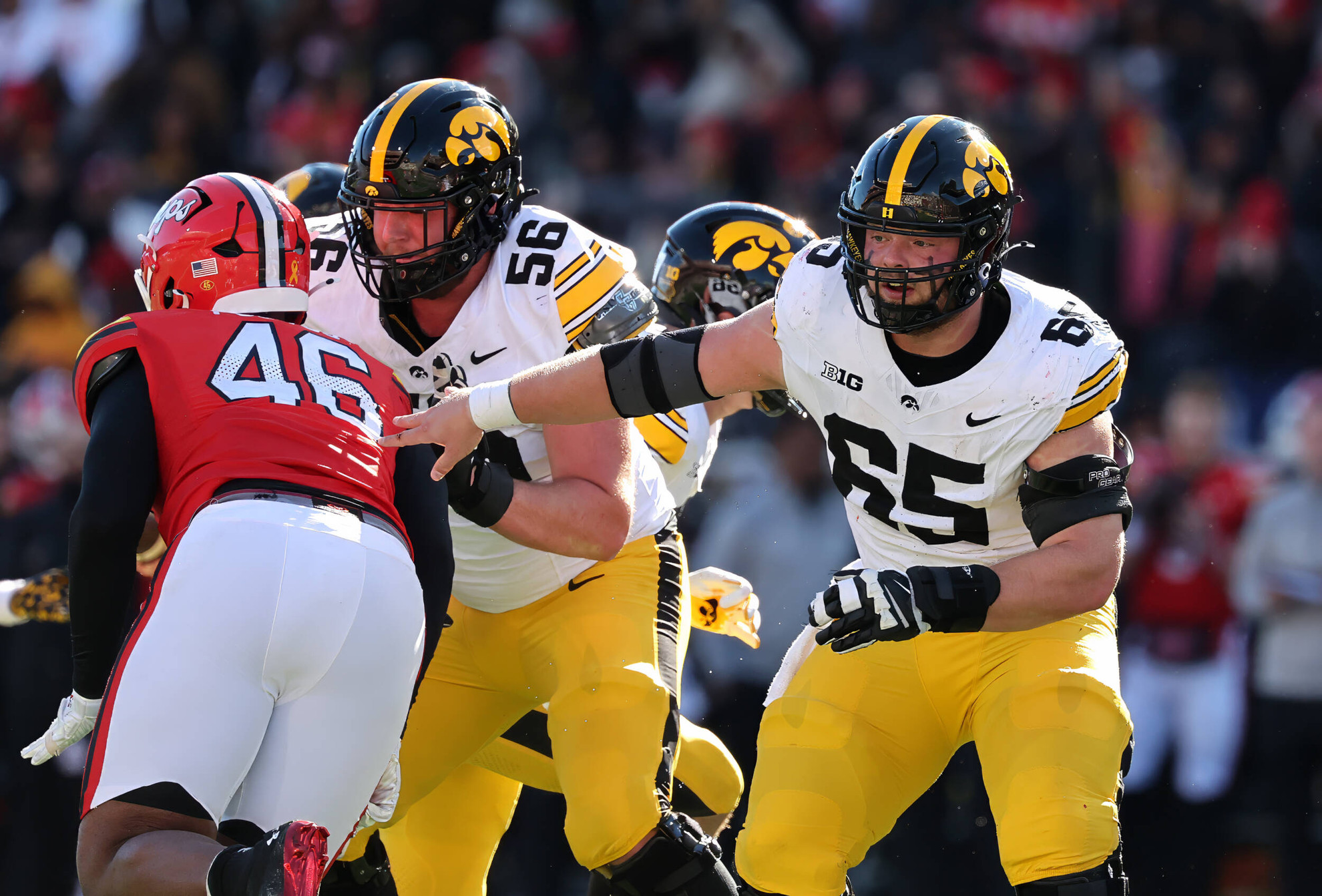 Jones Earns USA Today Preseason All-America Honor - Iowa Hawkeyes ...