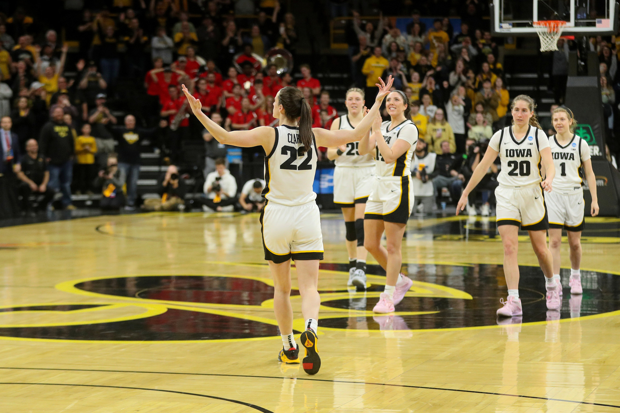 Caitlin Clark Wins Honda Sport Award - Iowa Hawkeyes Athletics ...