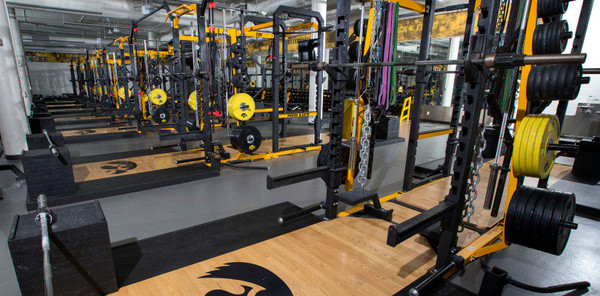 Carver-Hawkeye Arena Weight Room Facility – University of Iowa Athletics