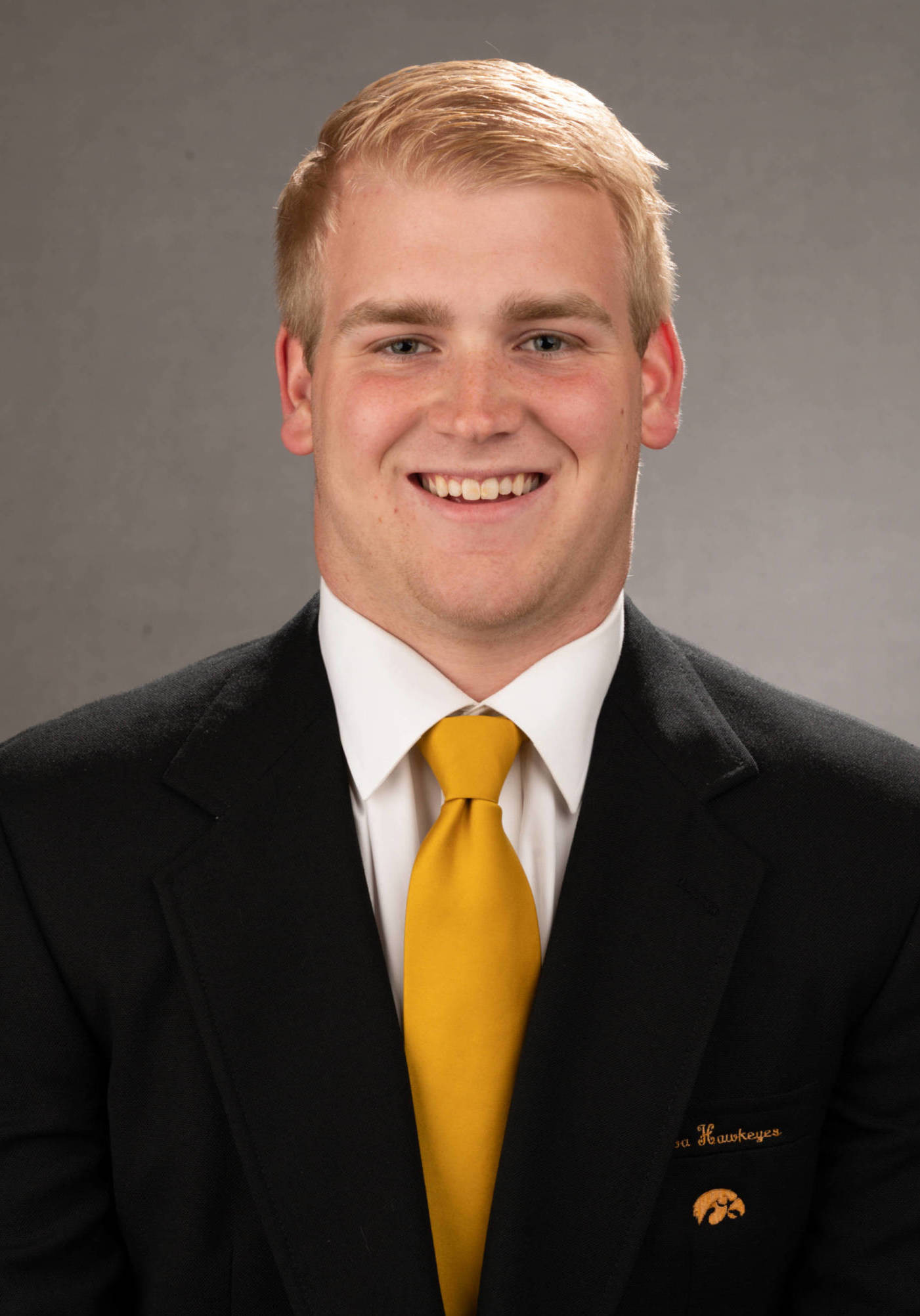 Austin Spiewak - Football 2016-17 - Iowa Hawkeyes Athletics - Official ...