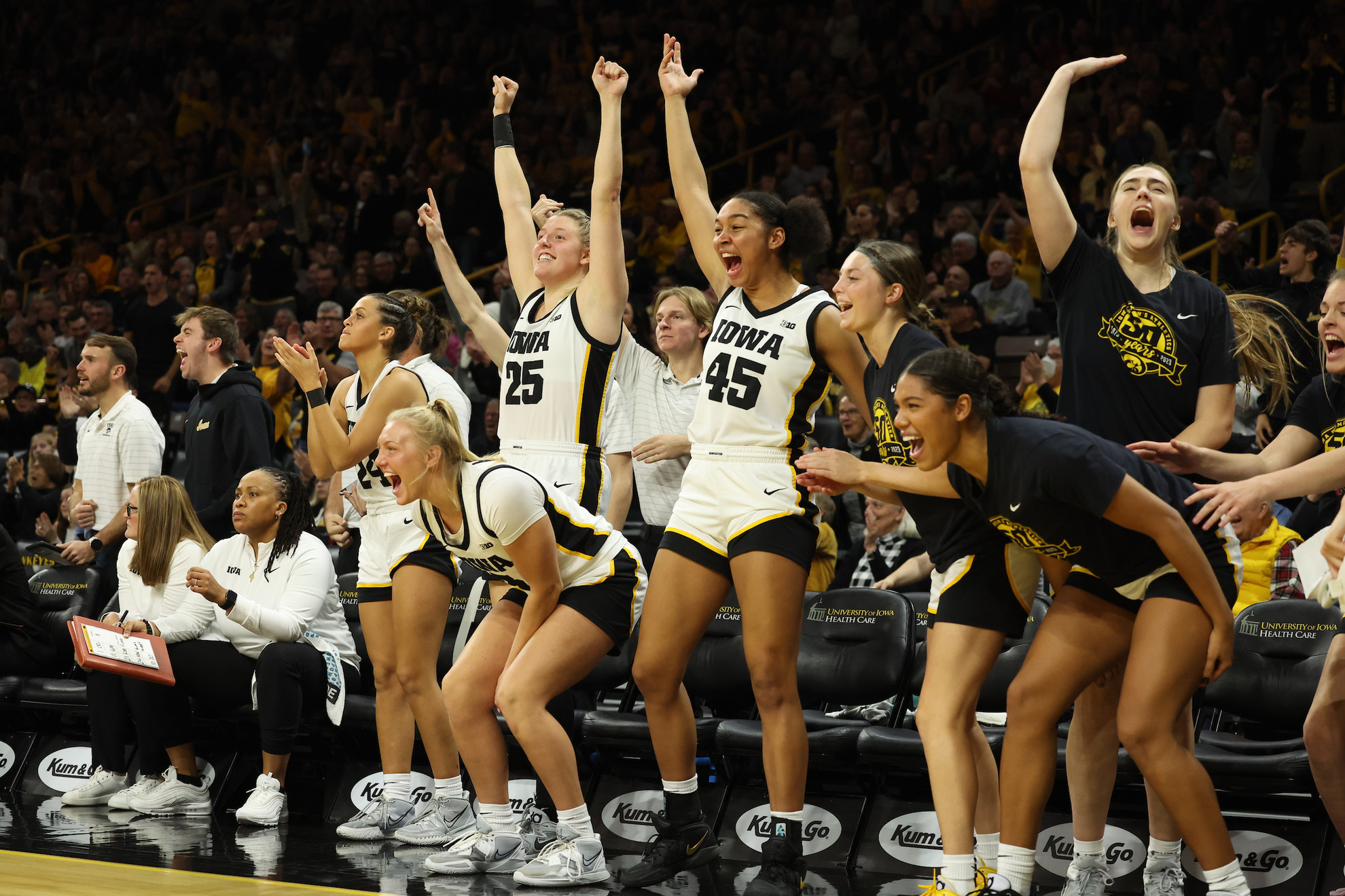 Game Notes: Minnesota at No. 16/13 Iowa - Iowa Hawkeyes Athletics ...
