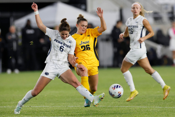 5 Hawkeyes Named Academic-All District – University of Iowa Athletics