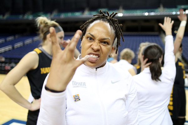 WBB: ELITE 8 MEDIA AND PRACTICE – University of Iowa Athletics