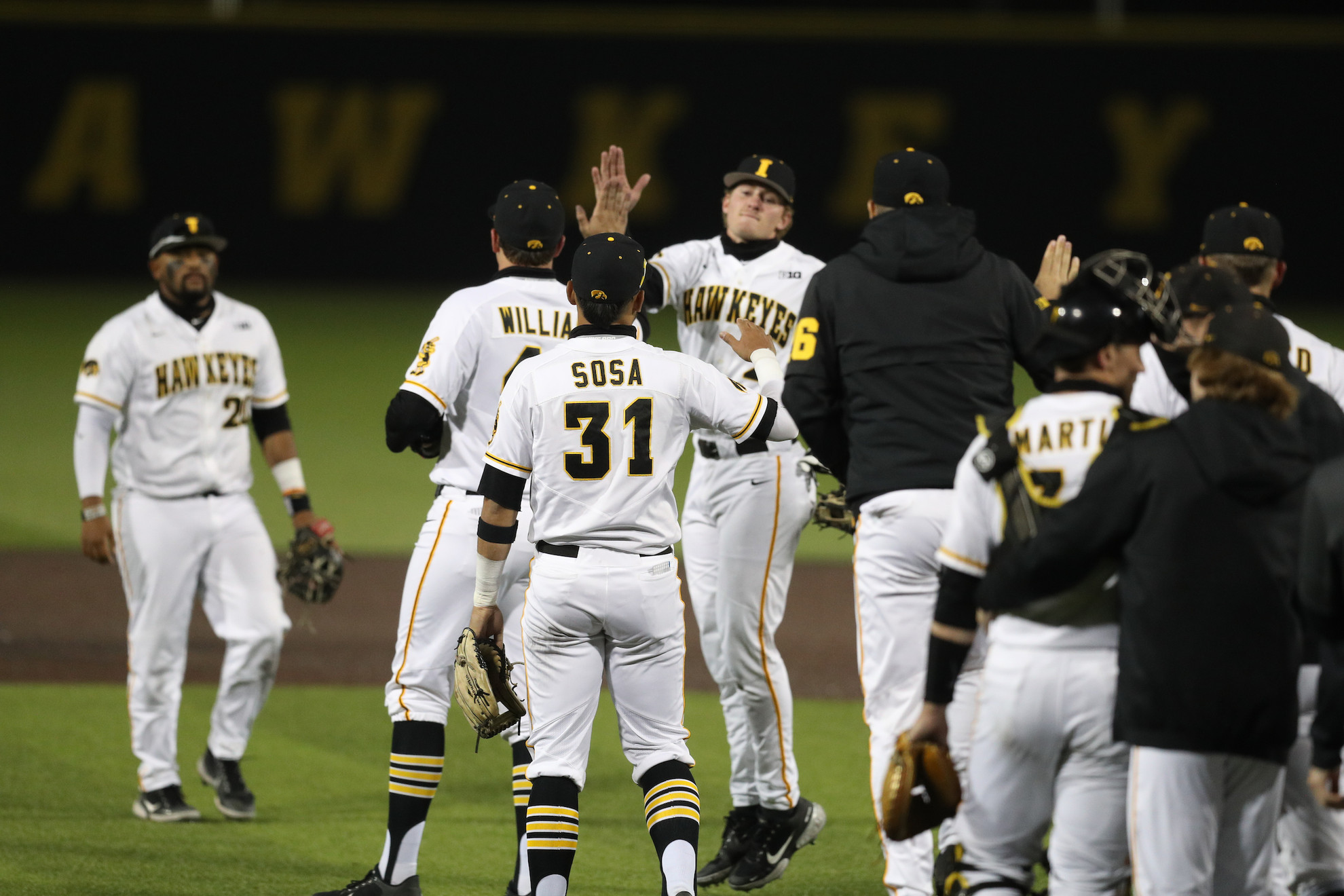 Hawkeyes Rally Late, Down Terps in Series Opener - Iowa Hawkeyes ...