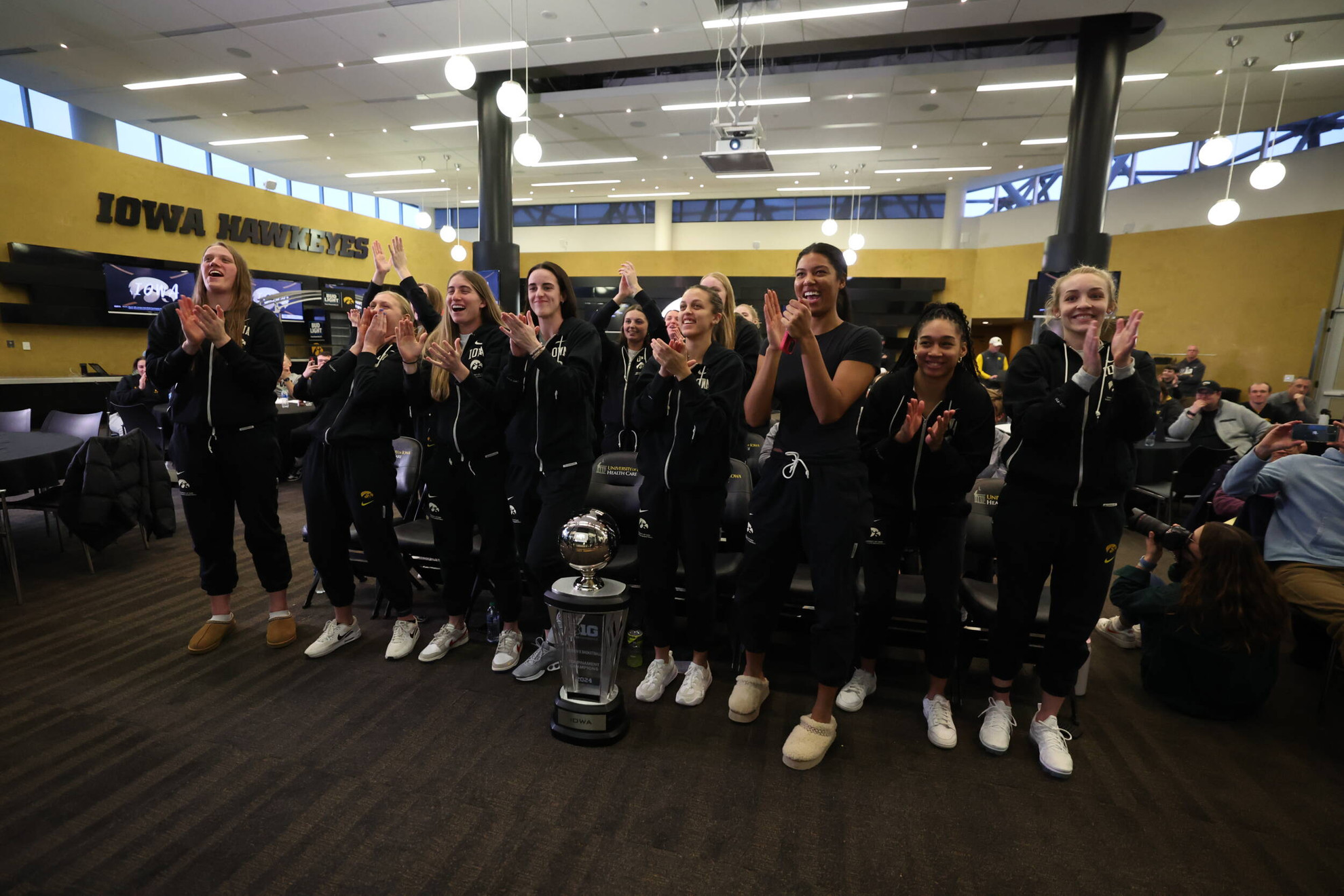 Hawkeyes Earn No. 1 Seed, Host First Four Winner - Iowa Hawkeyes ...