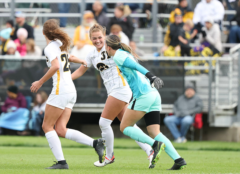 Photos: Iowa Soccer vs Maryland – University of Iowa Athletics
