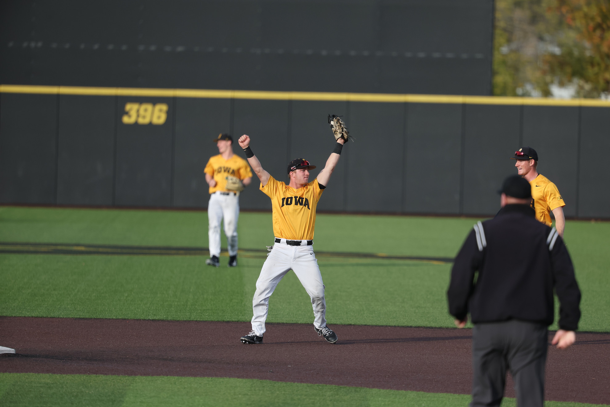 Gold Team Sweeps Black & Gold World Series - Iowa Hawkeyes Athletics ...