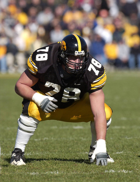 Robert Gallery Elected to 2023 College Football Hall of Fame Class ...