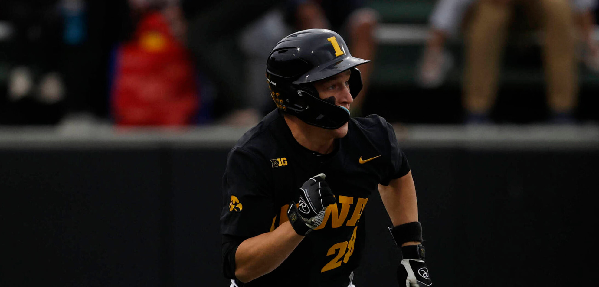 Black Team Forces Game 3 Of Black & Gold World Series - Iowa Hawkeyes ...