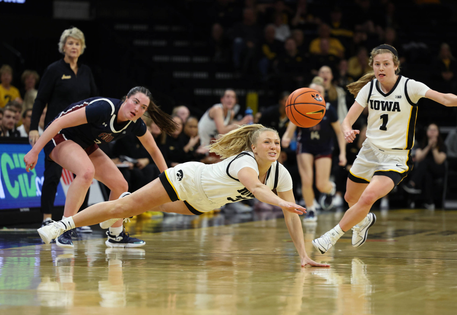 Photos: Iowa WBB vs Fairleigh Dickinson 11/06/2023 – University of Iowa ...