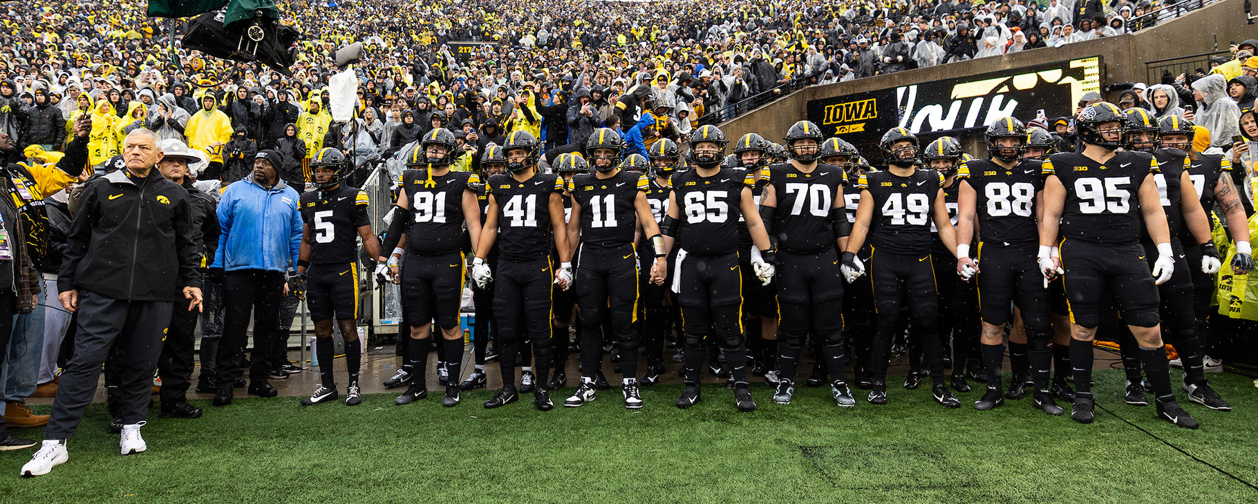 NOTES: Senior Day vs. Michigan State - Iowa Hawkeyes Athletics ...