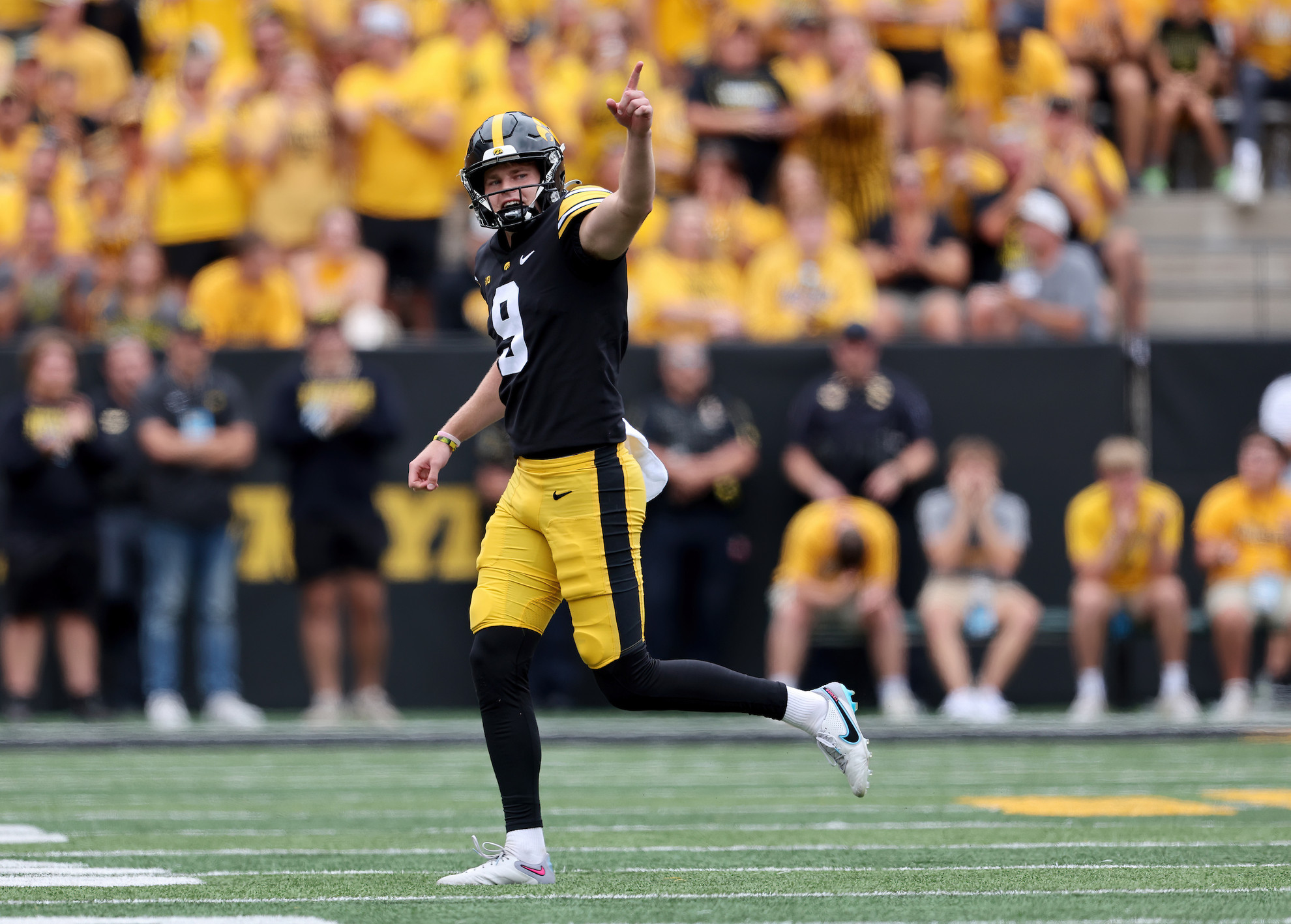 Taylor Named Ray Guy Award POW - Iowa Hawkeyes Athletics - Official ...