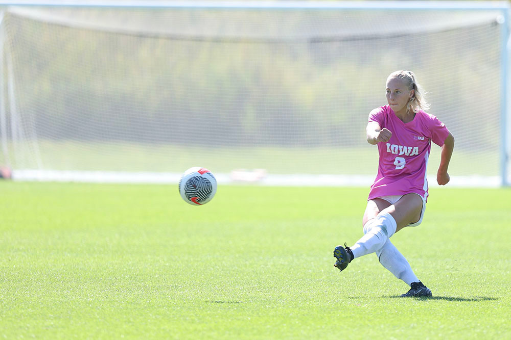Photos: Iowa Soccer vs Rutgers – University of Iowa Athletics