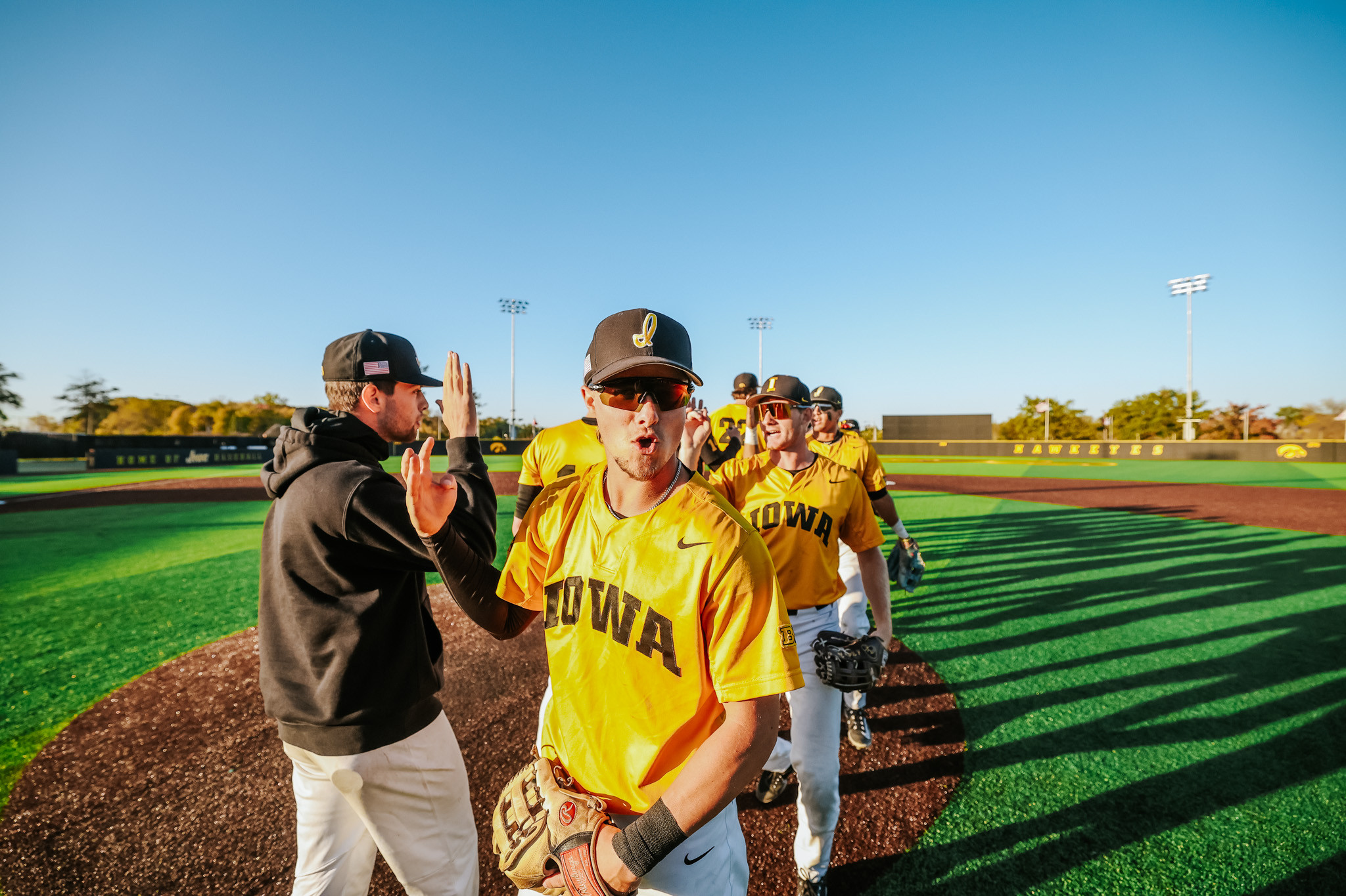 Gold Team Evens Up Black & Gold World Series – University of Iowa Athletics