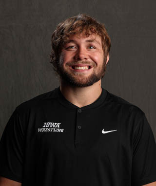 Jacob Warner - Men's Wrestling 2017-18 - Iowa Hawkeyes Athletics ...