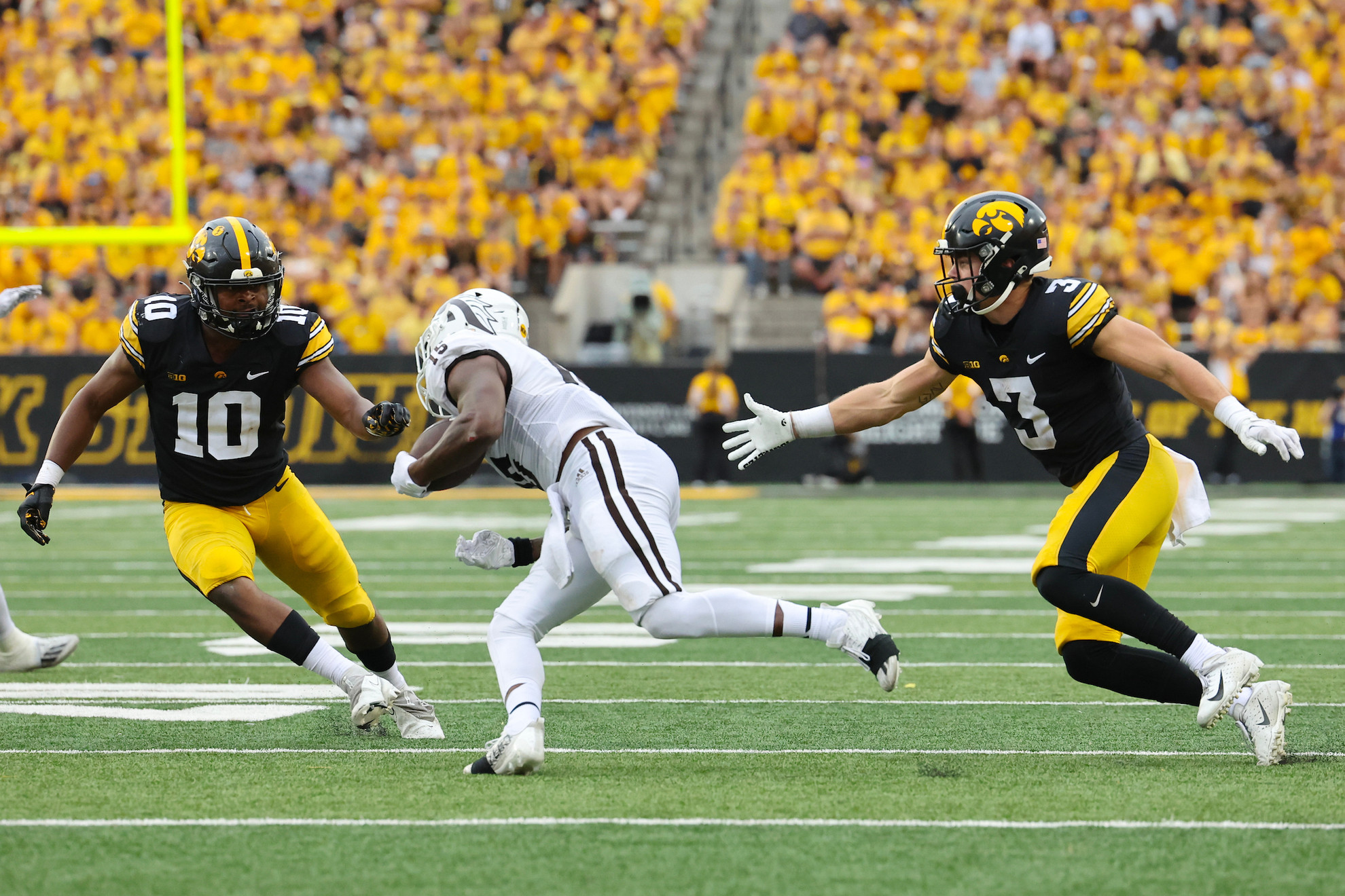 DeJean, Jackson Earn B1G Weekly Recognition - Iowa Hawkeyes Athletics ...
