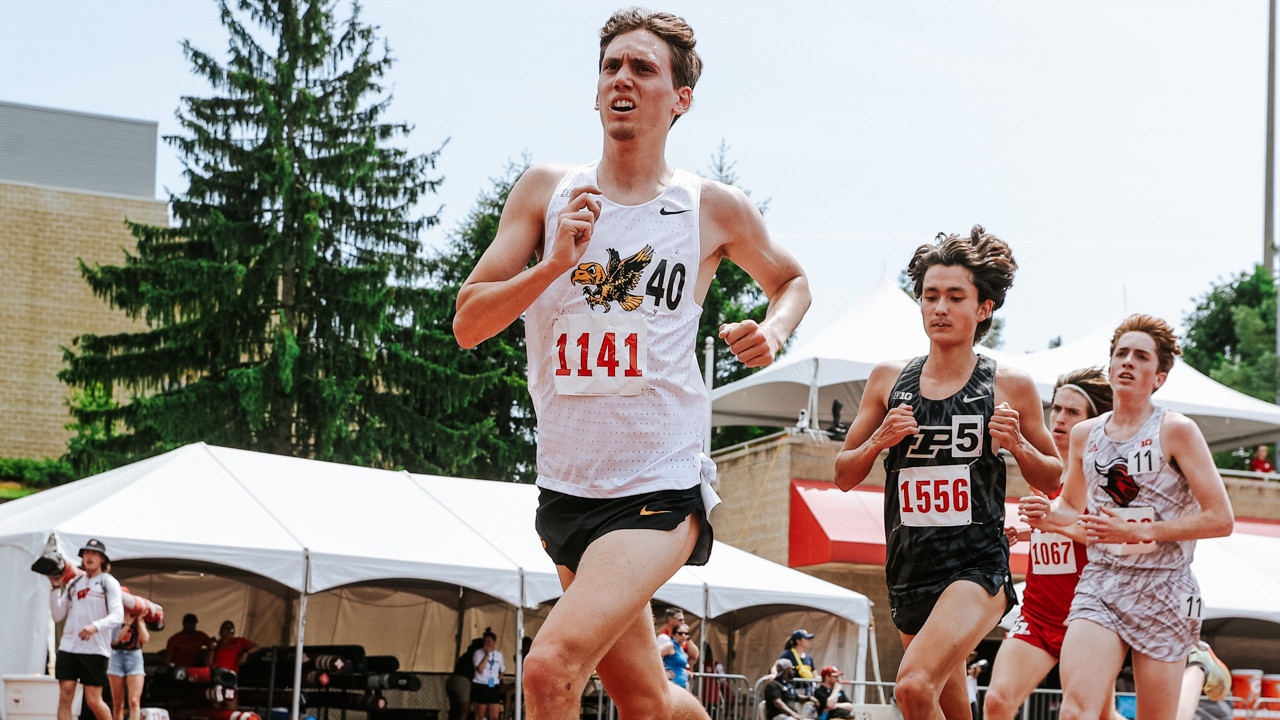 Hawkeyes Open at Drake Relays, Kip Janvrin Open - Iowa Hawkeyes ...