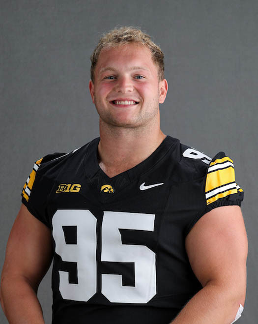 Aaron Graves - Football 2025-26 - Iowa Hawkeyes Athletics - Official ...