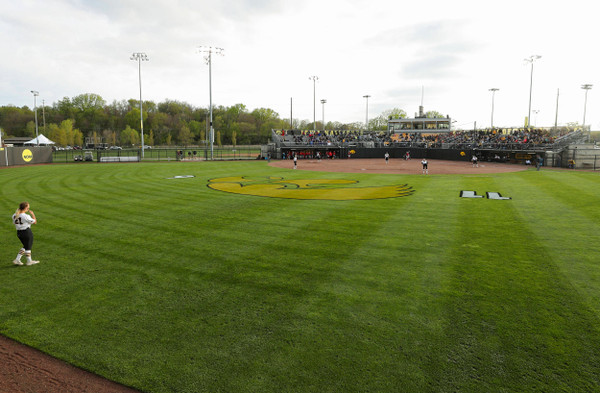 Bob Pearl Softball Field – University of Iowa Athletics
