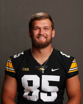 Logan Lee - Football 2019-20 - Iowa Hawkeyes Athletics - Official ...